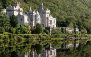 6 BEST Counties in Ireland: Attractions, Tours & Hidden Gems