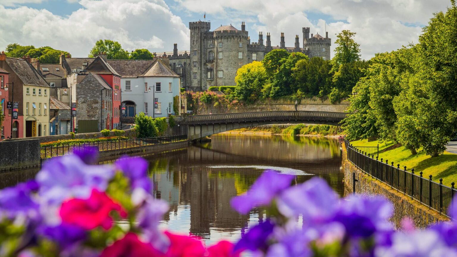 10 Most Beautiful Towns in Ireland & The Best Attractions