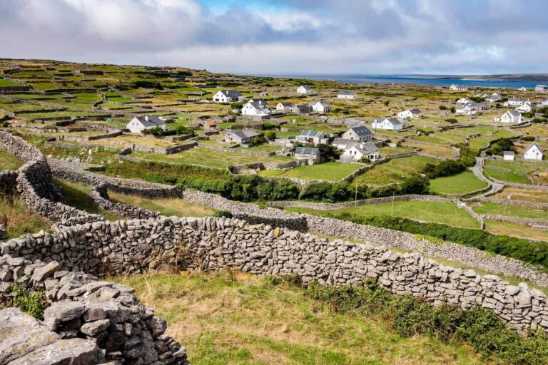 6 BEST Counties in Ireland: Attractions, Tours & Hidden Gems