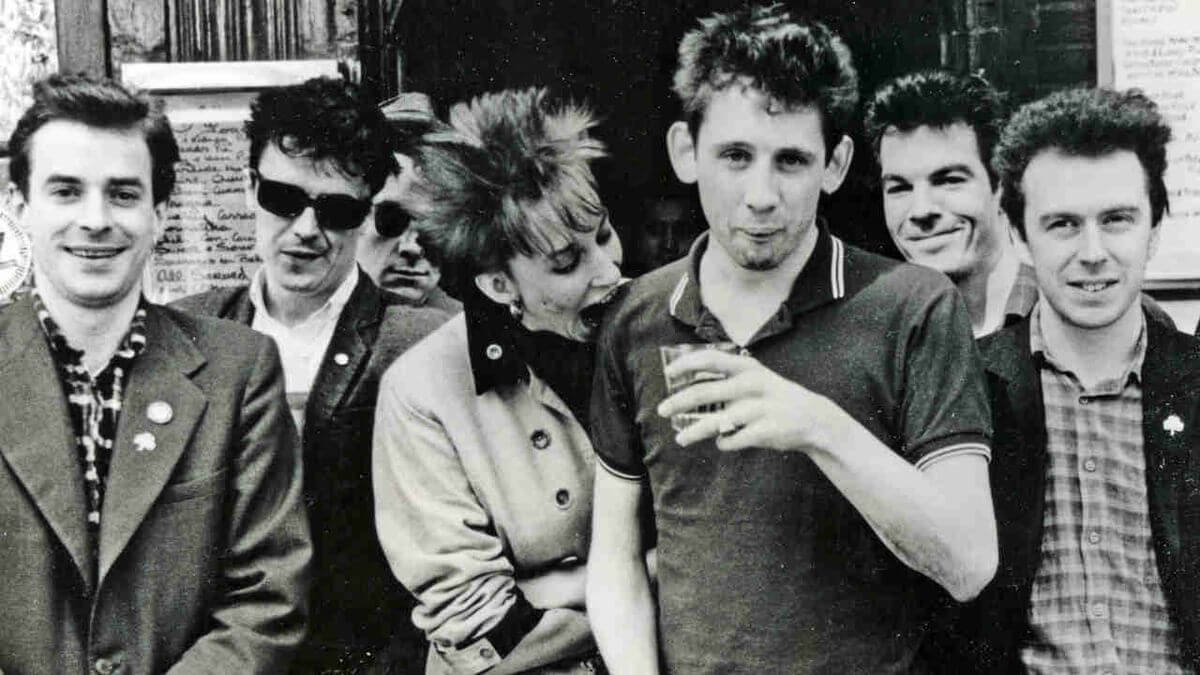 Most Famous Irish Bands of All Time – Legendary & Modern